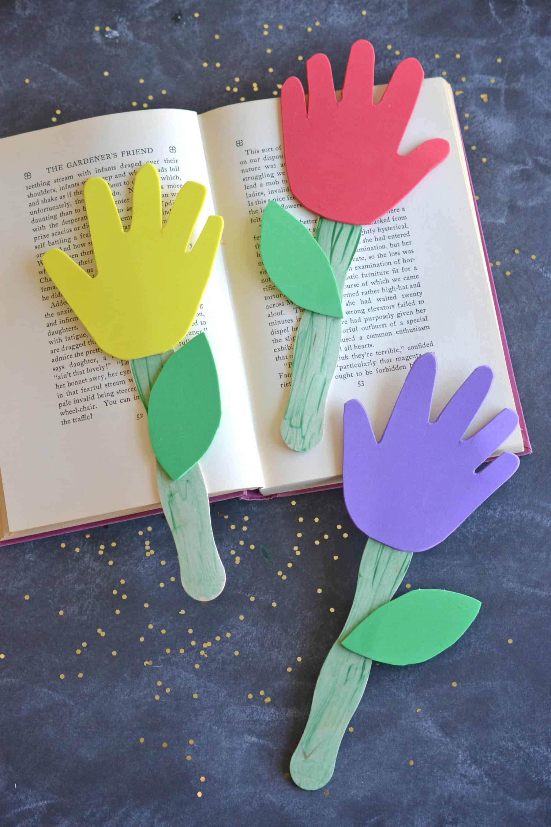 30 DIY Bookmark Ideas To Liven Up Your Reading