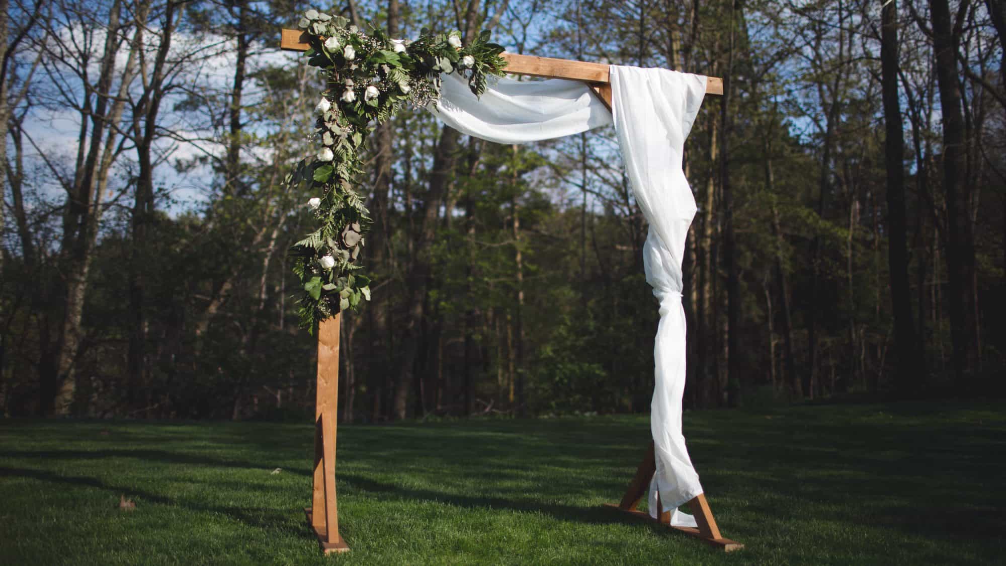 30 DIY Wedding Arches & Backdrops Ideas