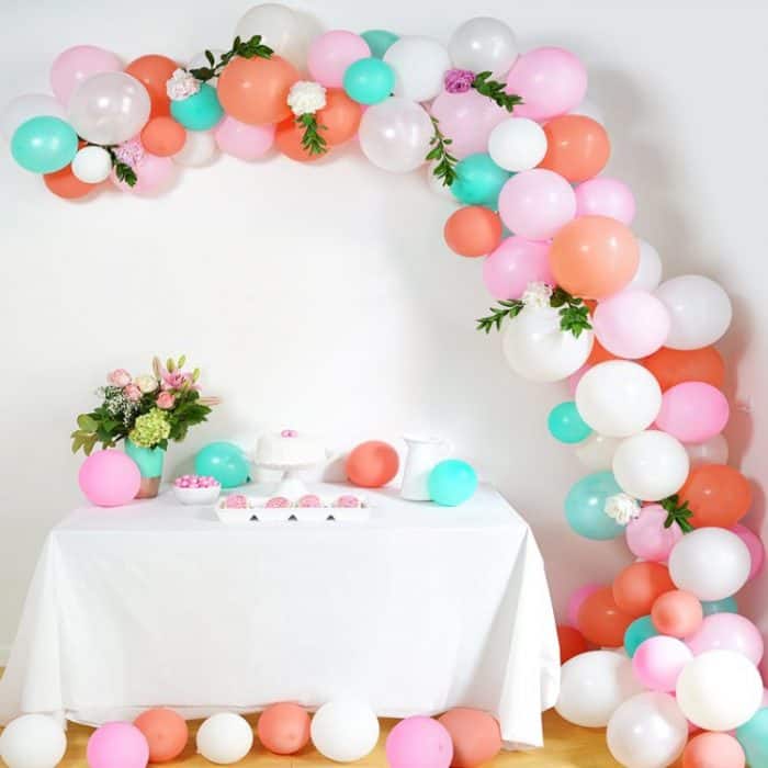 35 DIY Balloon Decor For A Festive Event