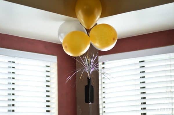 35 DIY Balloon Decor For A Festive Event